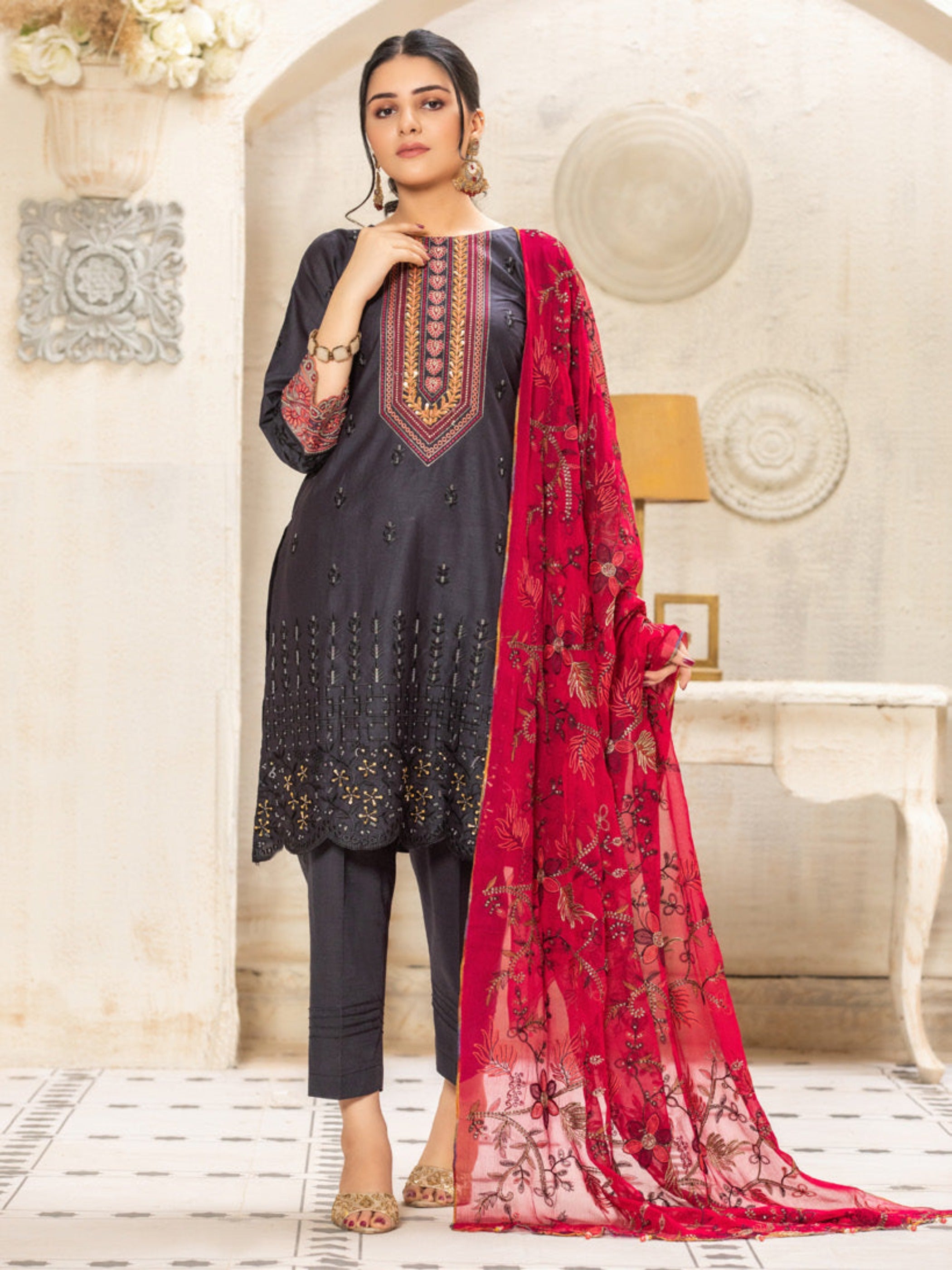 Starlet Dreams By MTF Two Tone Heavy Embroidered Slub Lawn 03 Pcs Unst ...